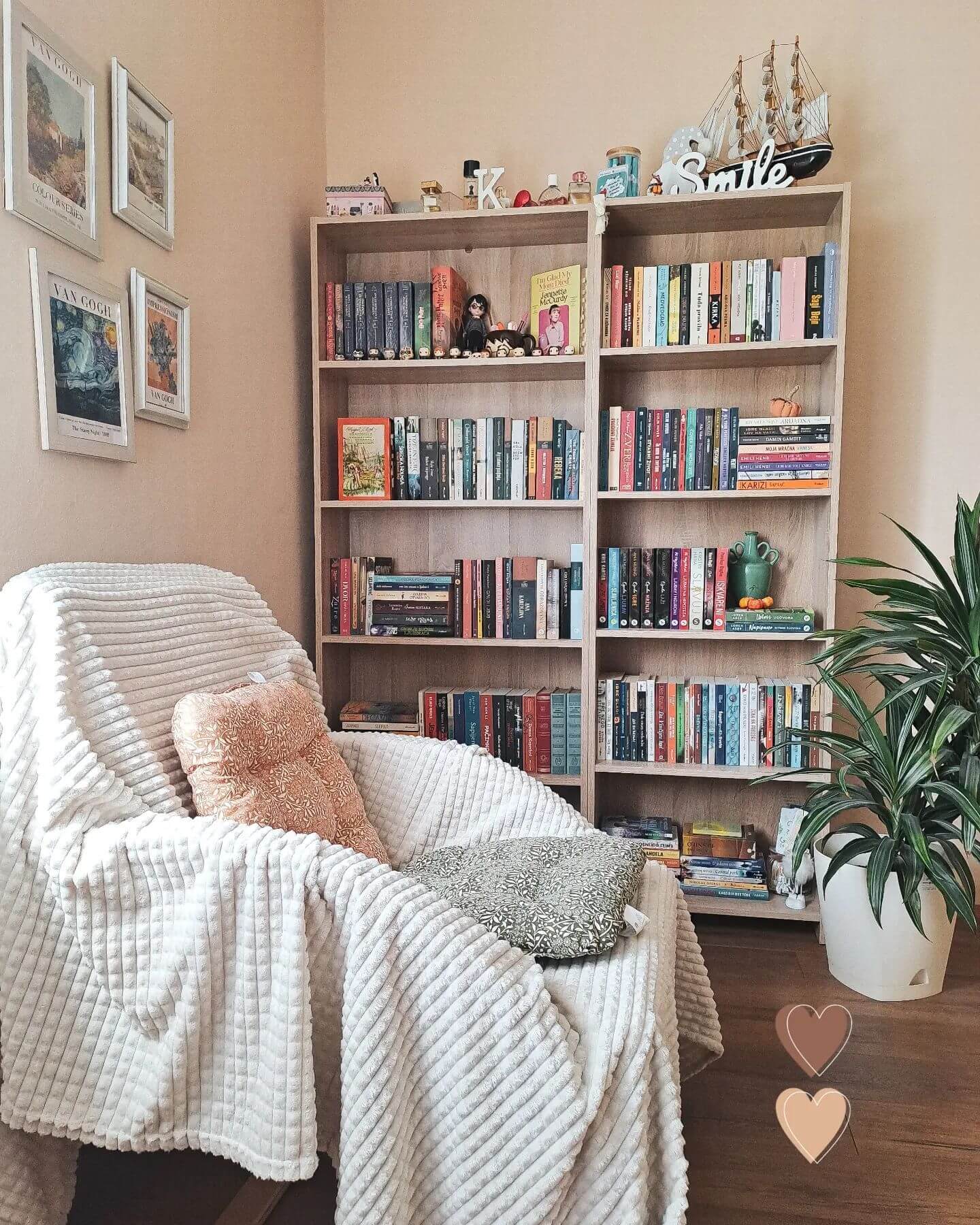 35+ Creative Bookshelf Design Ideas to Elevate Any Room - Evinco Design