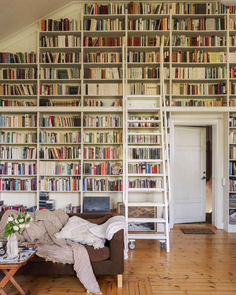 35+ Creative Bookshelf Design Ideas to Elevate Any Room - Evinco Design