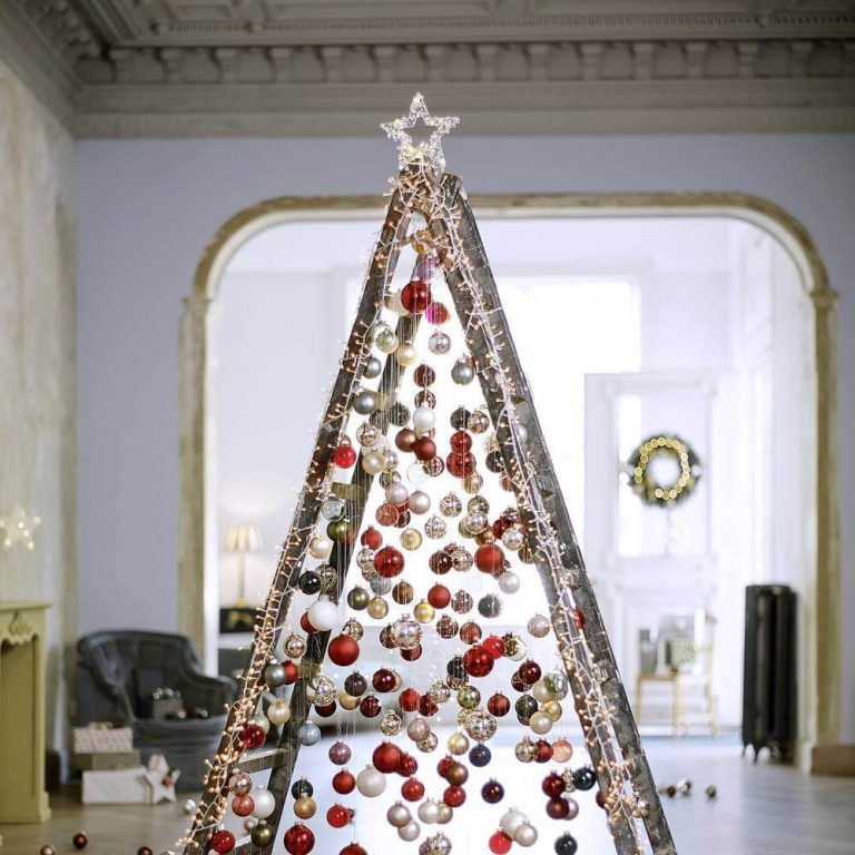 17+ Unique Christmas Ladder Tree Ideas to Inspire Your Holiday Decor