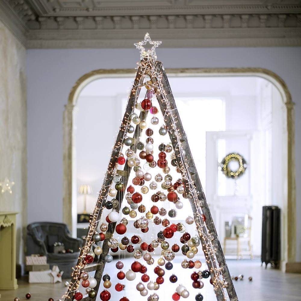 17+ Unique Christmas Ladder Tree Ideas to Inspire Your Holiday Decor