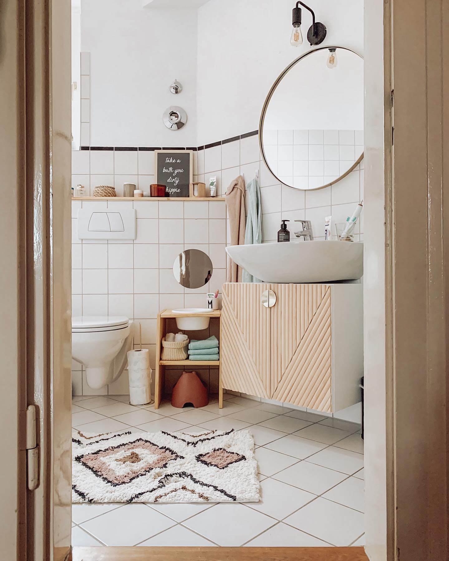 13+ IKEA Bathroom Hacks for Storage and Style - Evinco Design