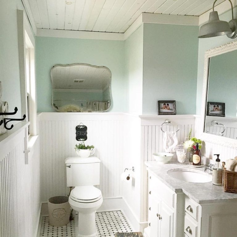 25+ Stunning Bathroom Wainscoting Ideas to Maximize Space - Evinco Design