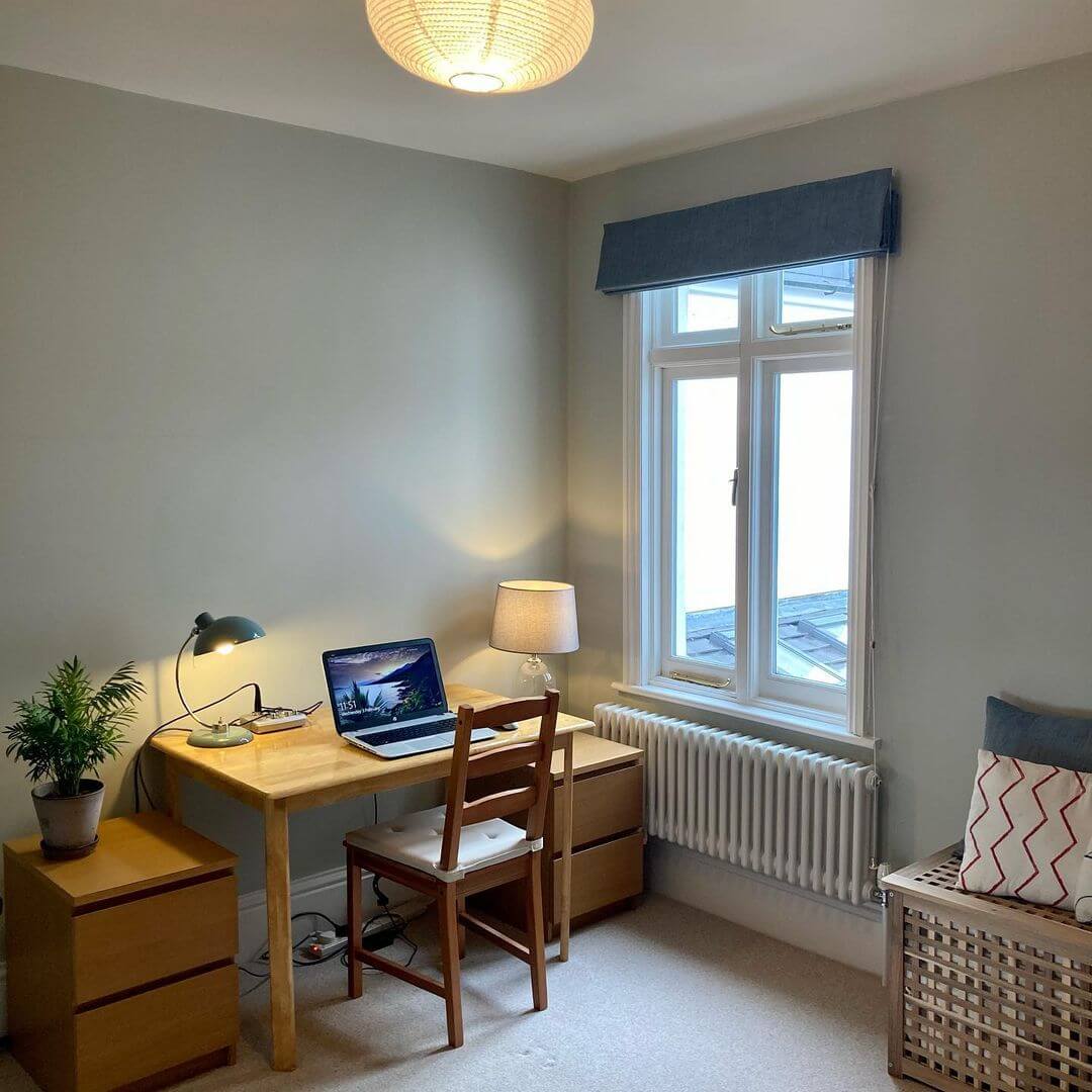 21+ Stylish Bedroom Office Ideas For Productive Remote Work - Evinco Design