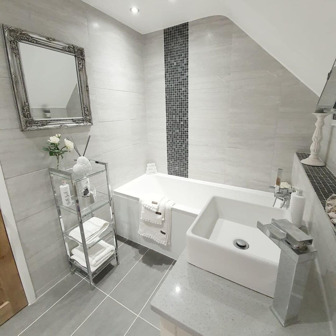 21+ Small Grey Bathroom Ideas to Maximize Space and Style - Evinco Design