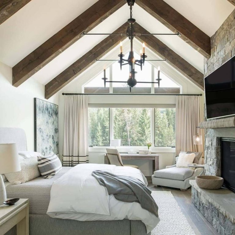 19+ Cozy Attic Bedroom Ideas for a Relaxing Master Retreat - Evinco Design