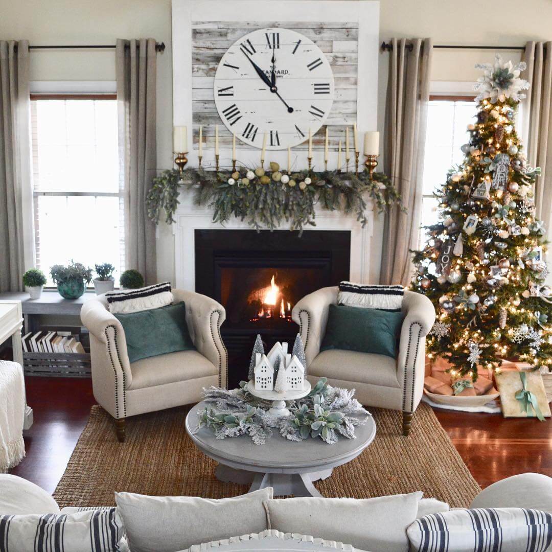 23 Cozy Christmas Living Room Decor Ideas for a Festive Home