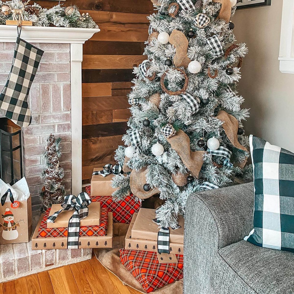 13+ Buffalo Check Christmas Decor Ideas for Every Room in Your Home