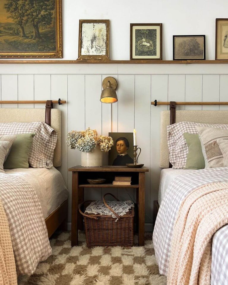 Modern & Cozy Guest Bedroom Ideas to Impress Your Visitors