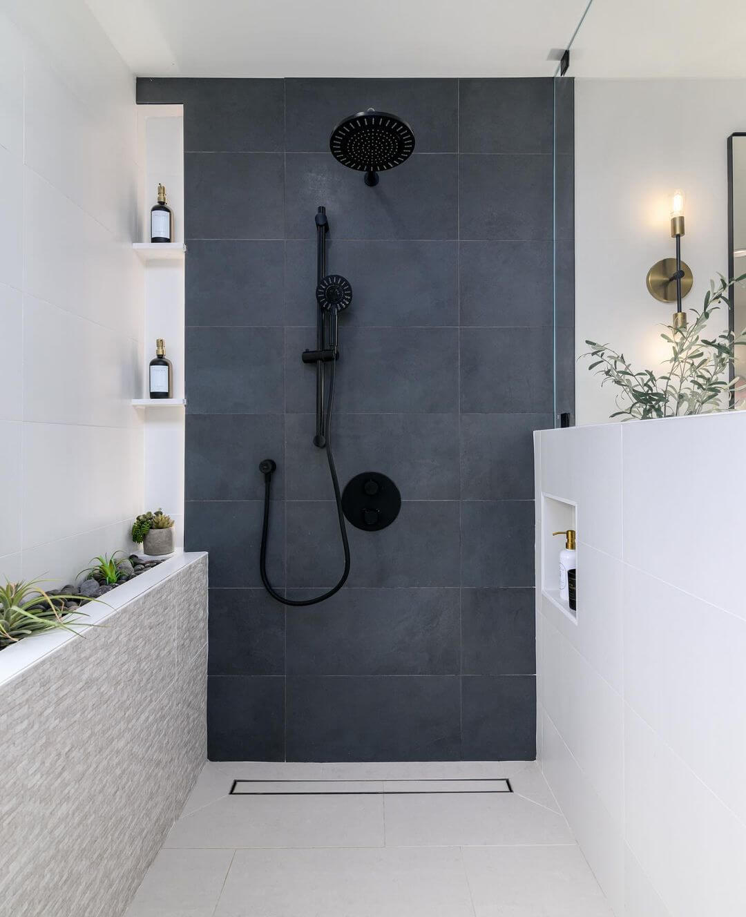 31+ Budget-Friendly Walk-In Shower Ideas That Elevate Your Bathroom ...
