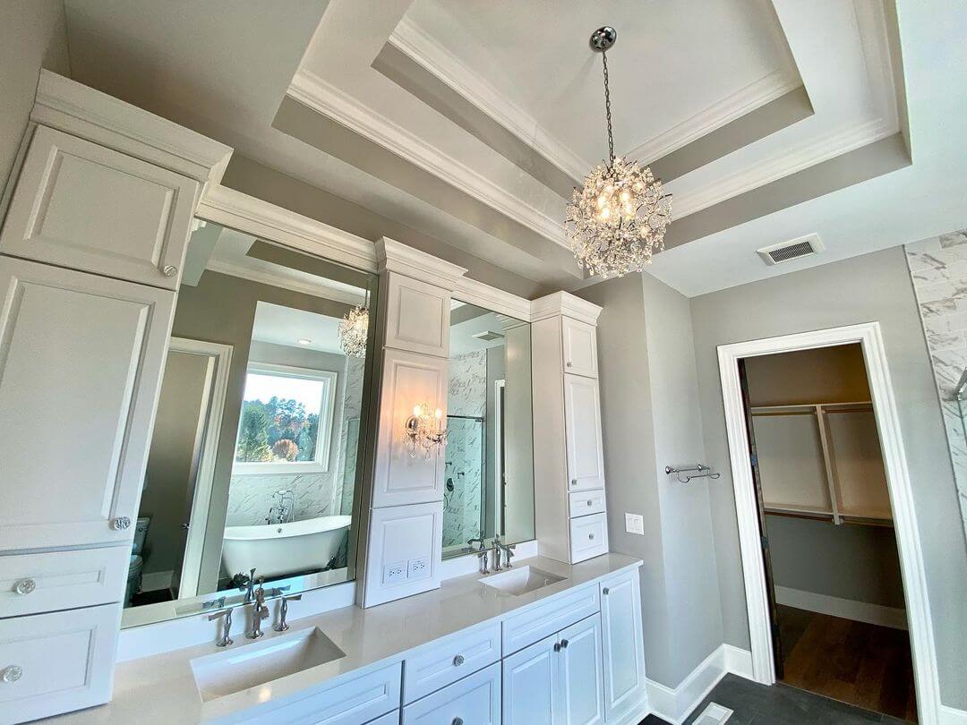 17+ Stunning Bathroom Ceiling Ideas to Transform Your Bathroom - Evinco ...