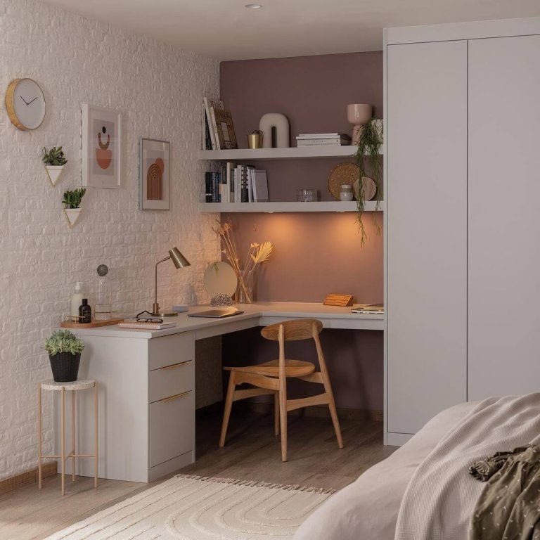 21+ Stylish Bedroom Office Ideas For Productive Remote Work - Evinco Design