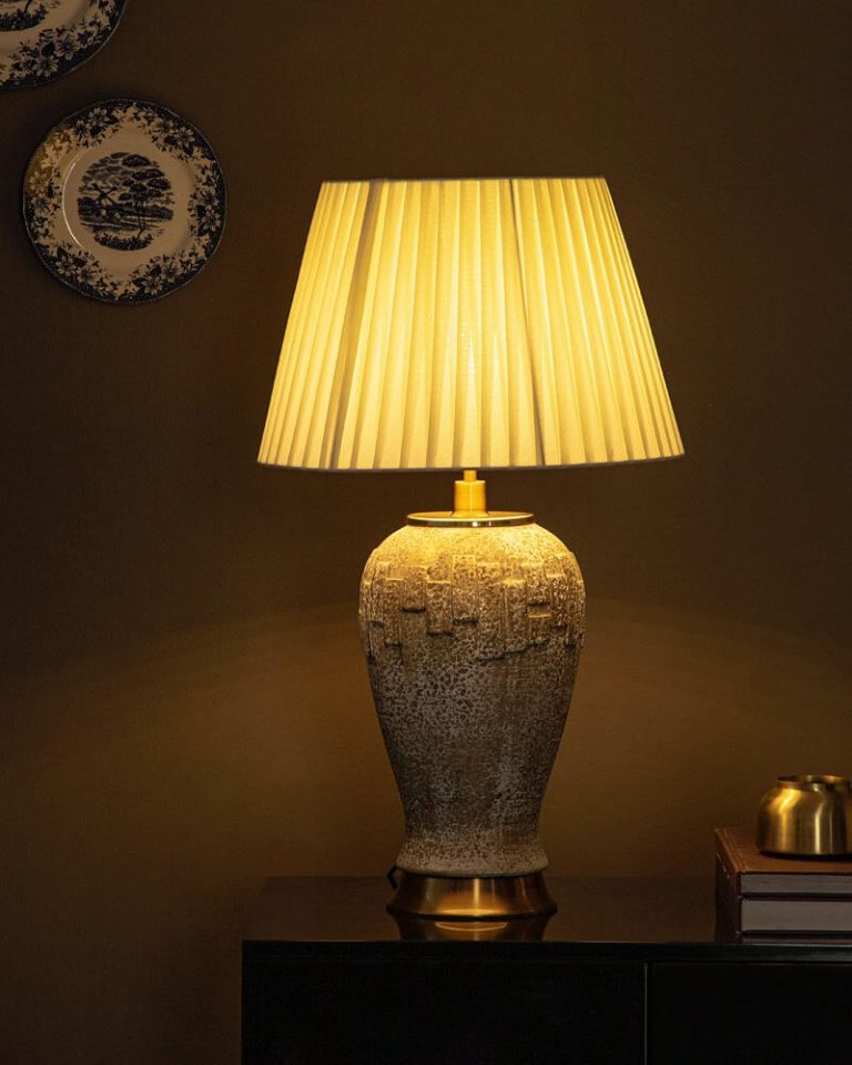 22+ Best Rustic Bedroom Lamps to Enhance Your Bedroom’s Aesthetic