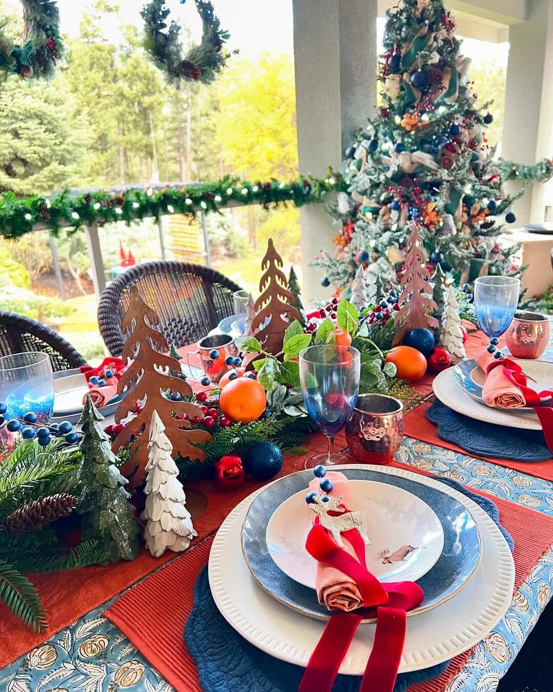 30+ Winter Table Decor Ideas for a Magical & Festive Look