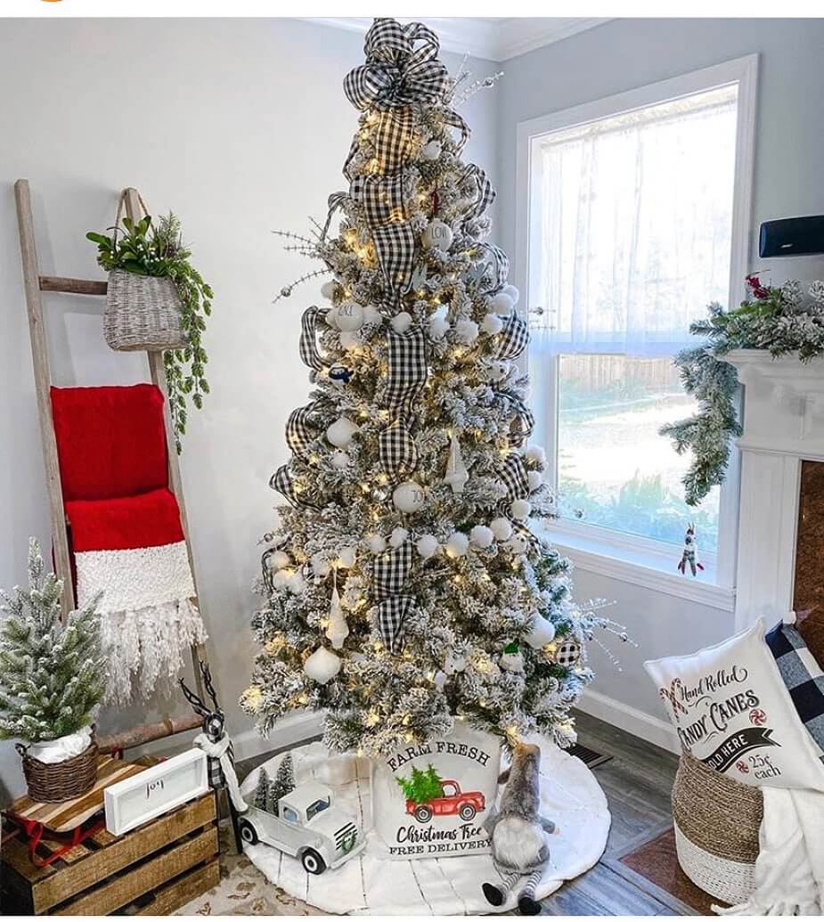 13+ Buffalo Check Christmas Decor Ideas for Every Room in Your Home
