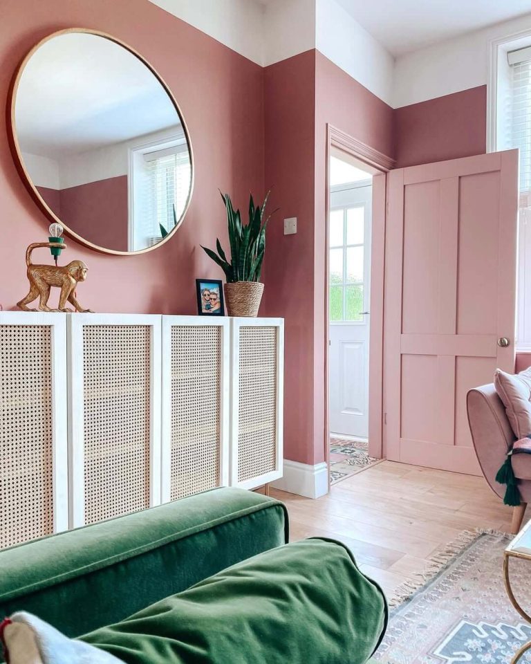 29+ Pink Living Room Ideas for a Modern & Feminine Touch