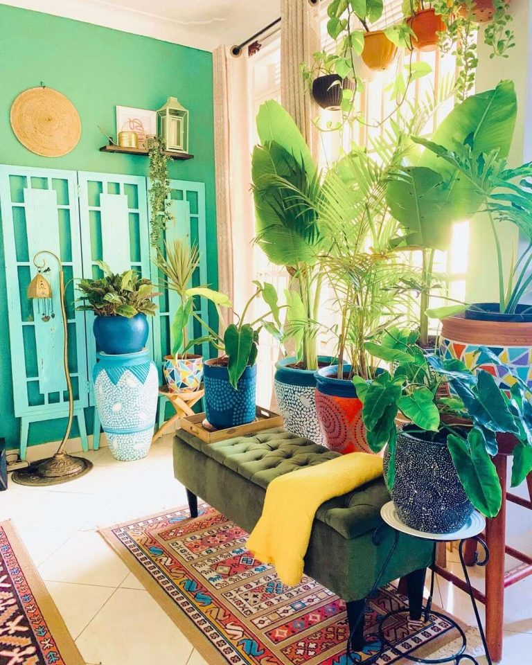 27+ Boho Living Room Ideas to Create a Relaxed & Chic Aesthetic