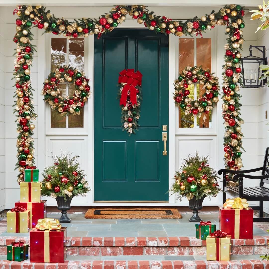 19+ Easy Christmas Garland Ideas to Brighten Up Your Home This Season