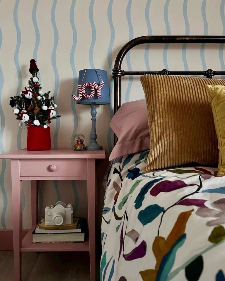 41+ Best Bedside Table Designs for Storage & Style