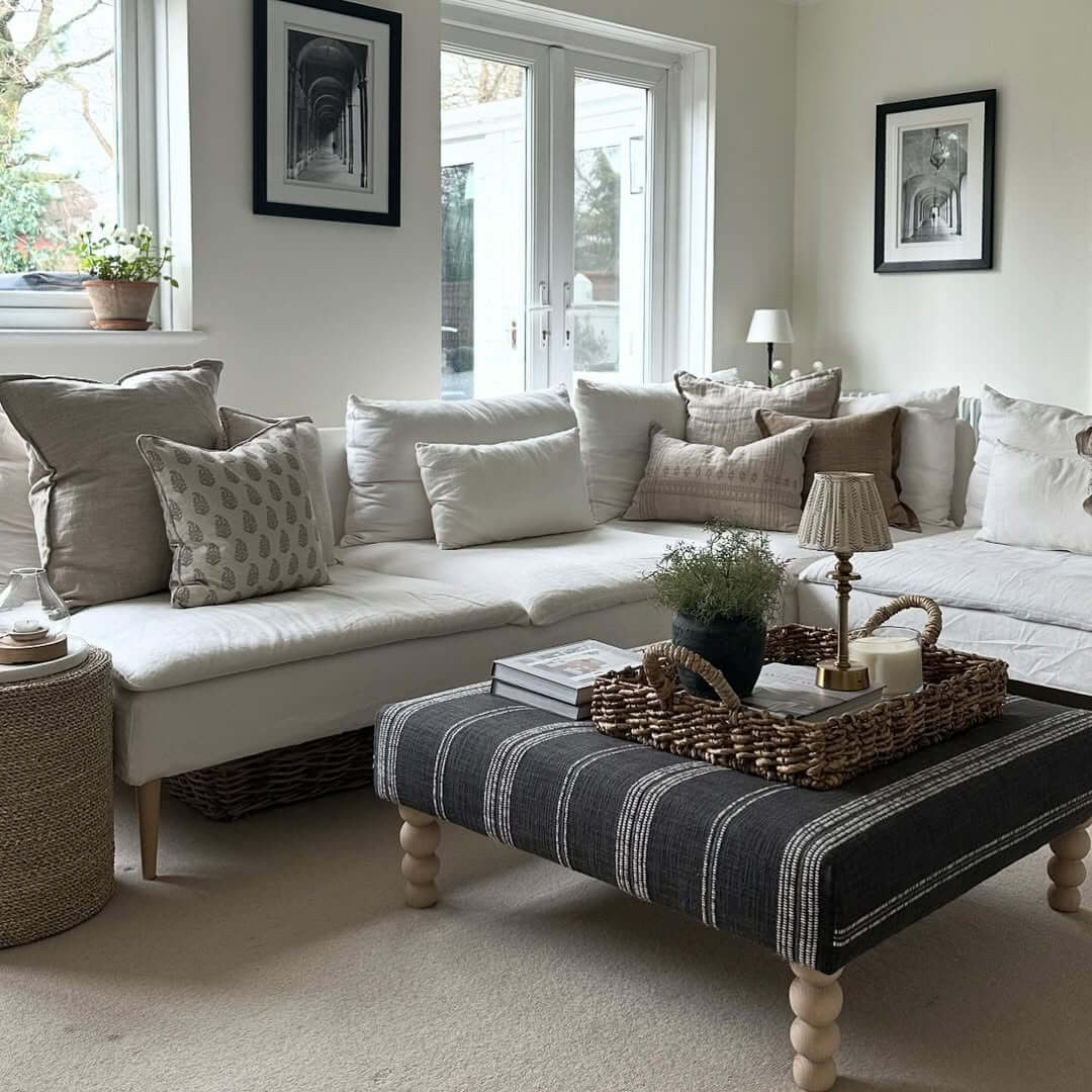 Best 30+ Neutral Living Room Designs for a Minimal & Cozy Feel