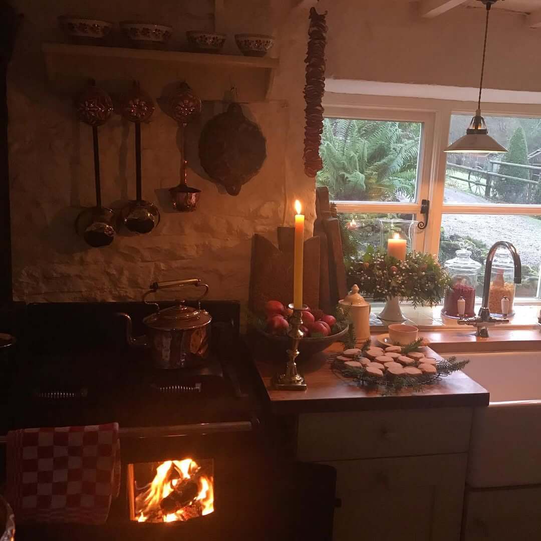 25+ Winter Decor Ideas for a Stylish & Cozy Atmosphere