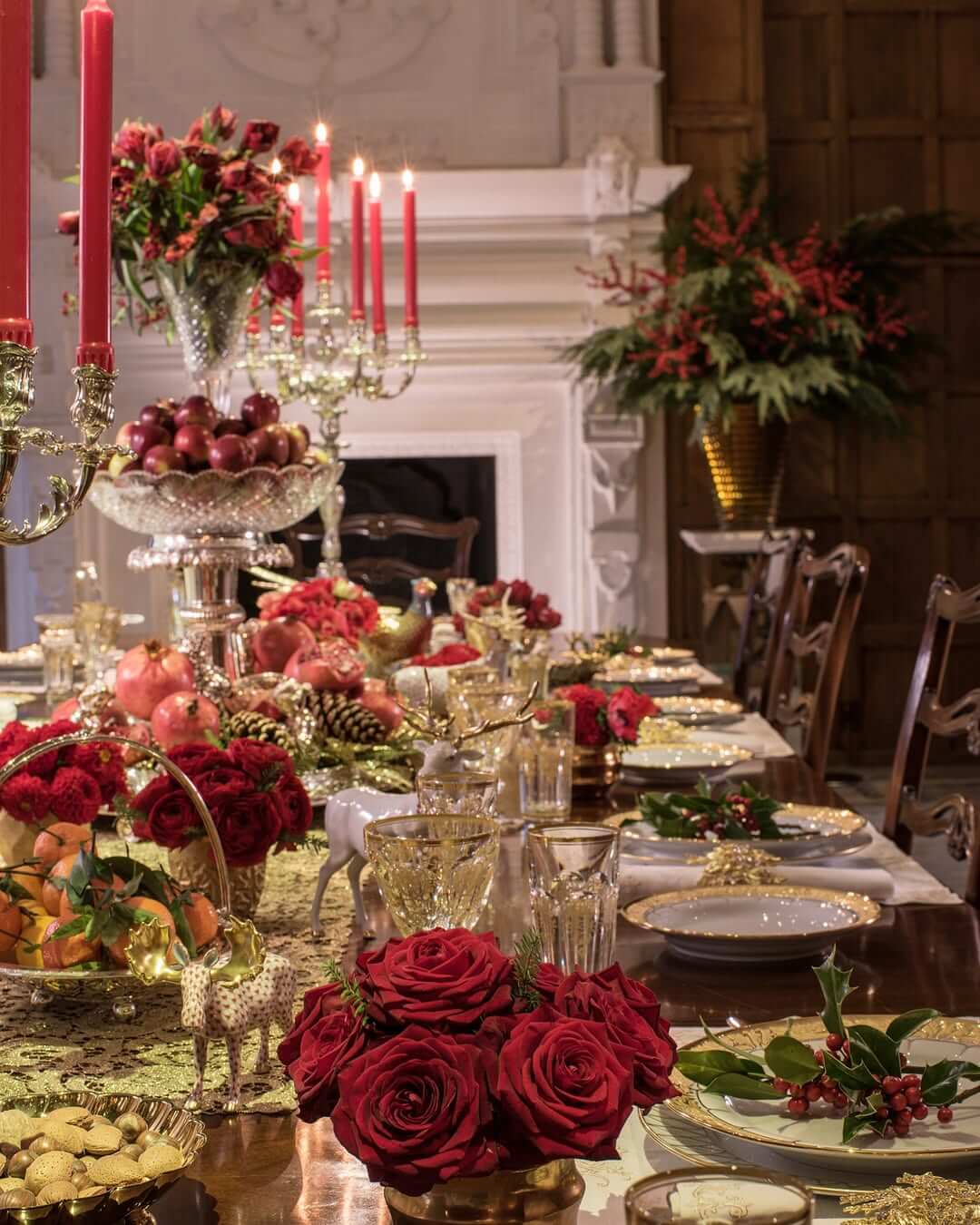 30+ Winter Table Decor Ideas for a Magical & Festive Look