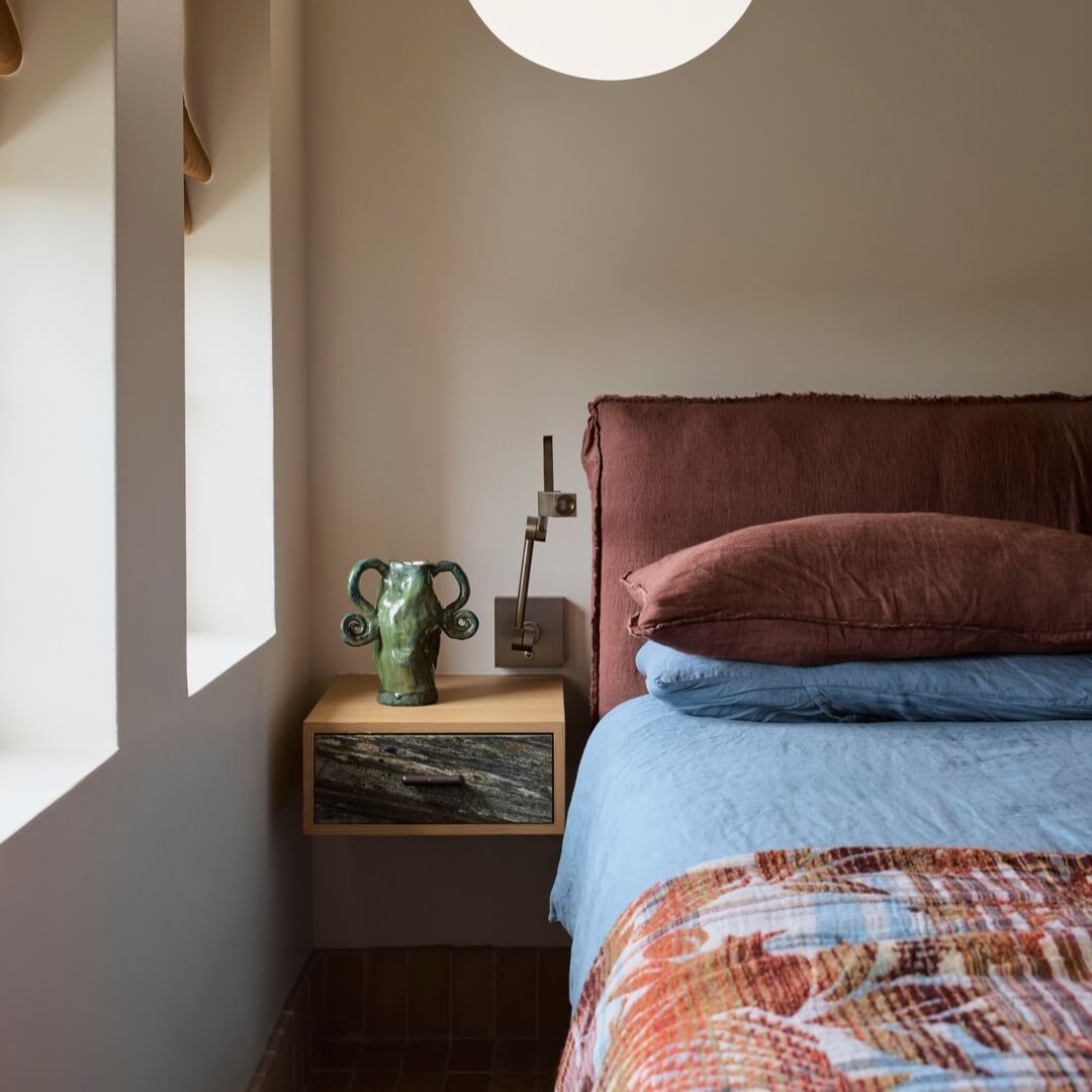 41+ Best Bedside Table Designs for Storage & Style