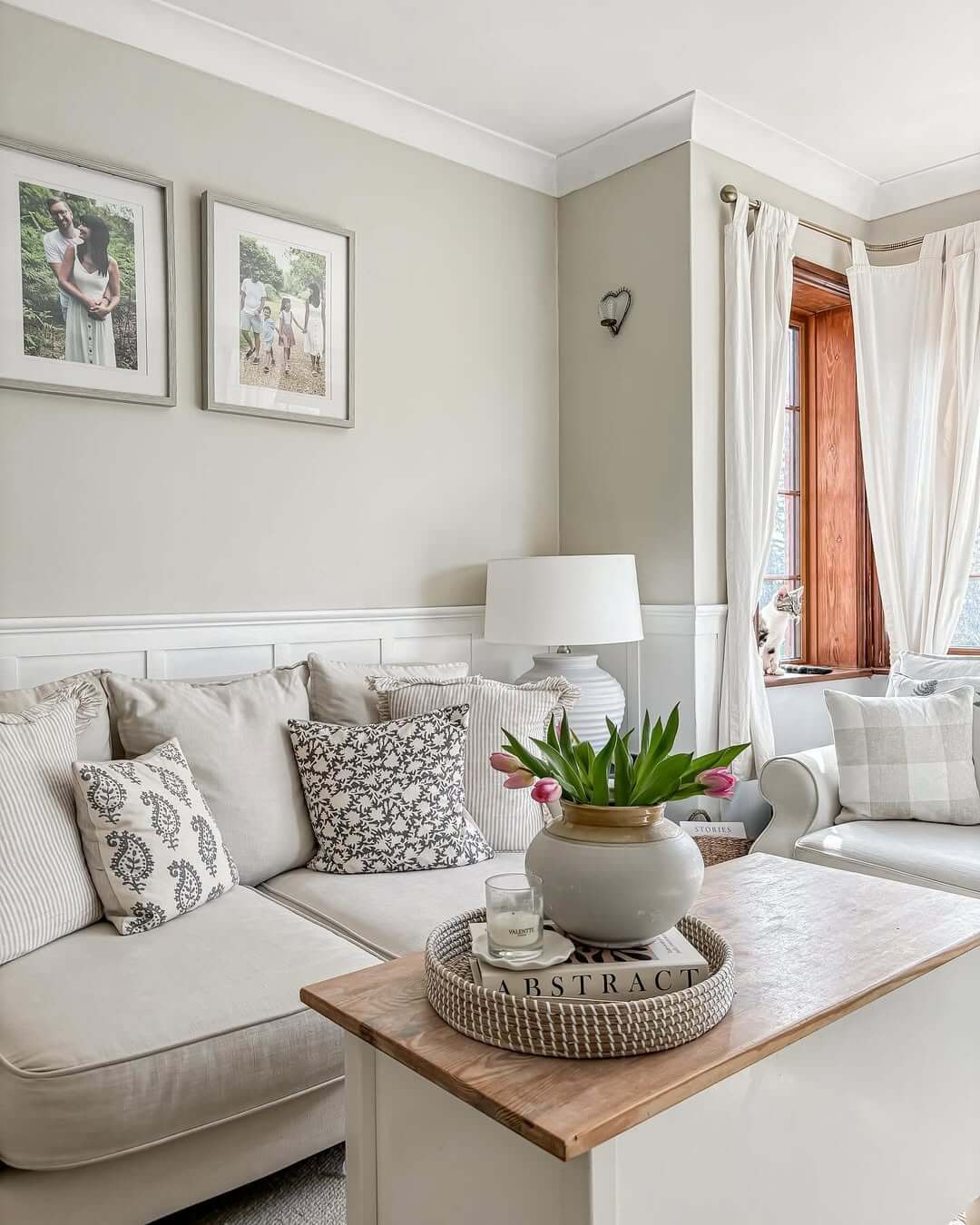 Best 30+ Neutral Living Room Designs for a Minimal & Cozy Feel