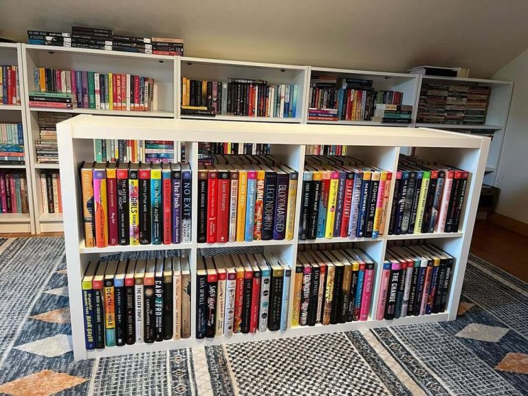 19+ Genius IKEA Library Hack to Create a Stunning Home Bookshelf