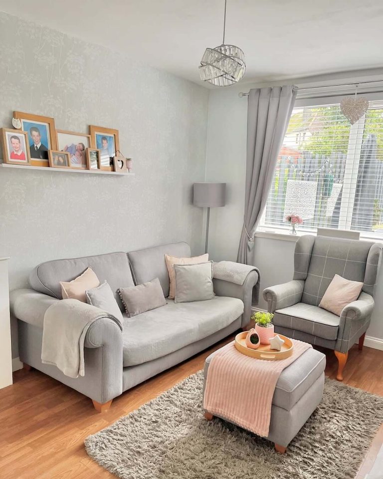 Best 29+ Small Living Room Decor Tips for a Spacious Feel