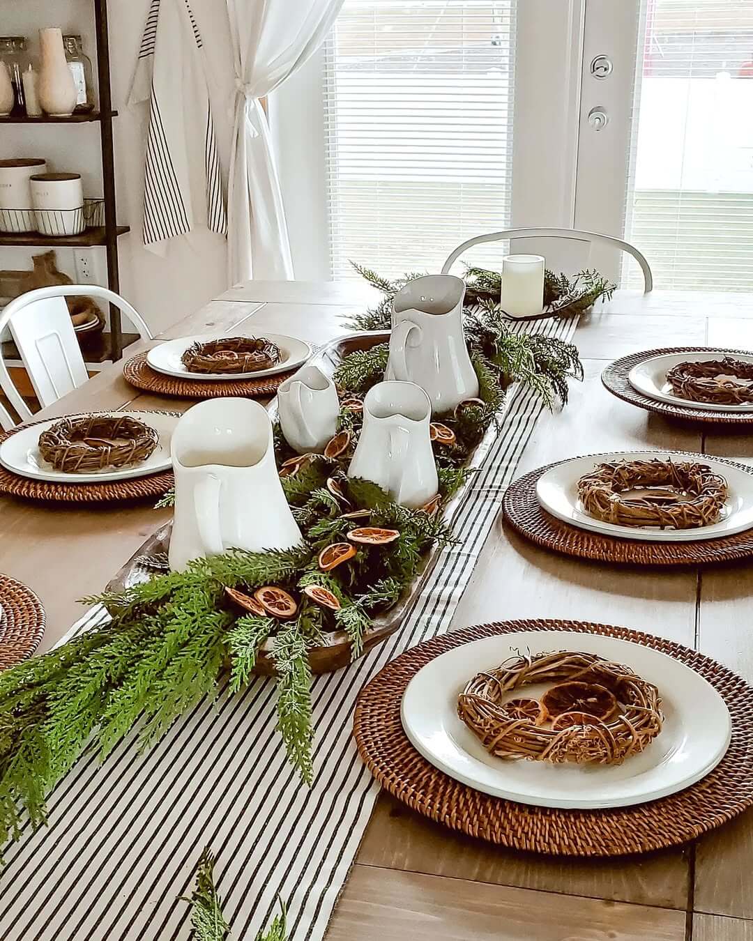 30+ Winter Table Decor Ideas for a Magical & Festive Look