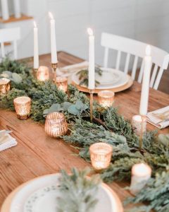 30+ Winter Table Decor Ideas for a Magical & Festive Look