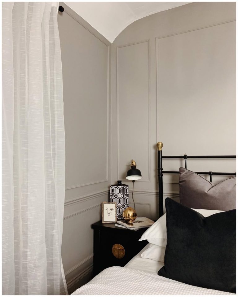 21+ Best Bedroom Corner Designs for Small & Large Spaces