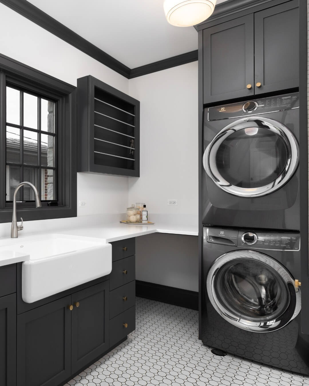 29+ Stylish Laundry Room Ideas to Maximize Space & Functionality