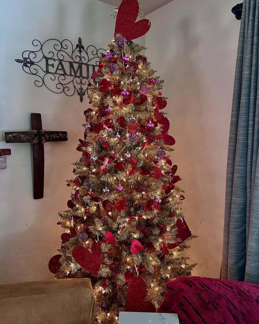 29+ Valentine's Tree Ideas to Spread Love and Cheer