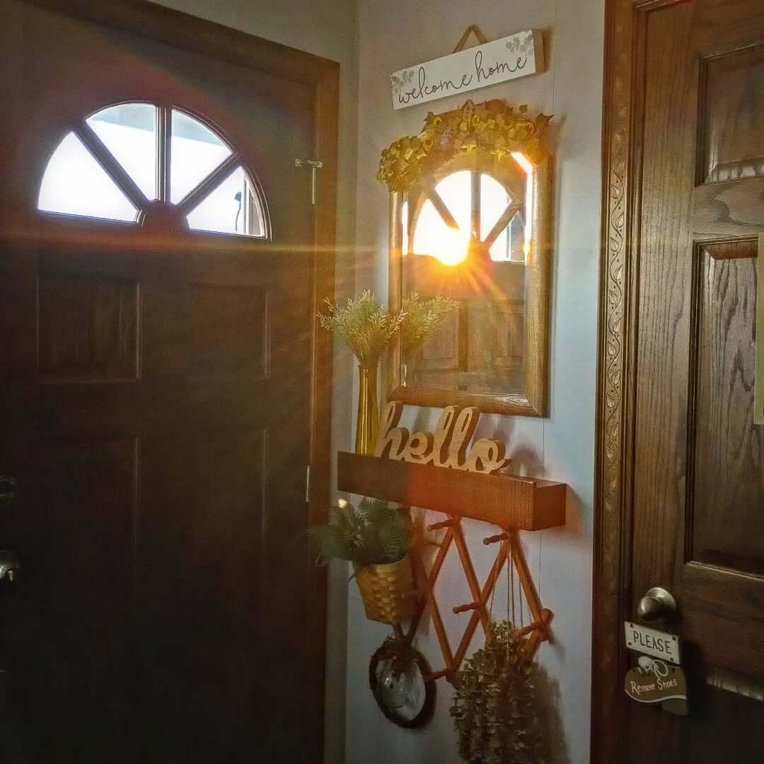 Best 31+ Entryway Mirror Ideas to Make a Great First Impression