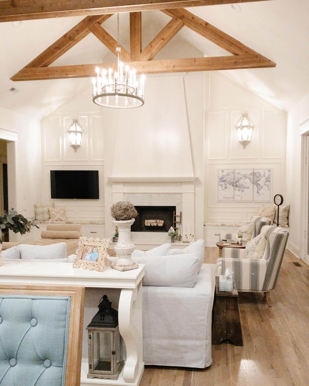 31+ French Country Living Room Ideas for a Charming and Cozy Space