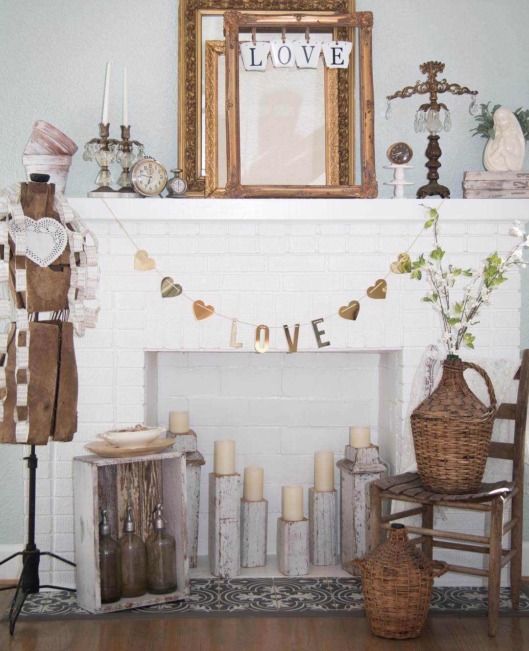 33+ Romantic Valentine Mantle Decor Ideas to Elevate Your Space
