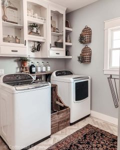 21+ Farmhouse Laundry Room Ideas for a Charming and Functional Space