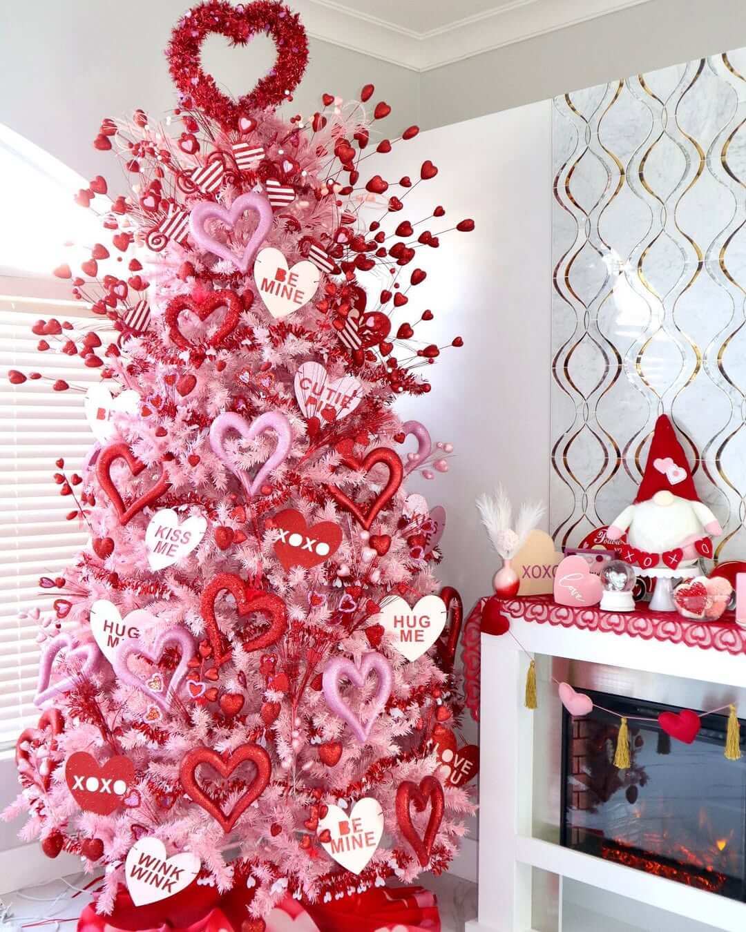 29+ Valentine's Tree Ideas to Spread Love and Cheer