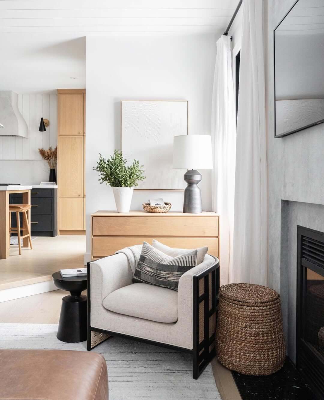 Best 27+ Living Room Corner Designs for Storage & Decor