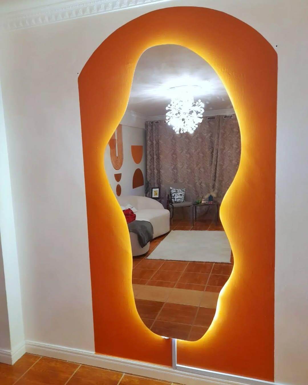 25+ Stylish Living Room Mirror Ideas to Brighten Your Space