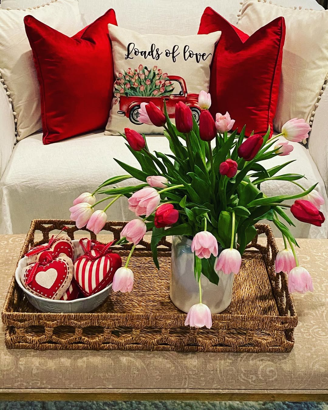 31+ Valentine’s Day Decorations to Give Your Home a Love-Filled Makeover