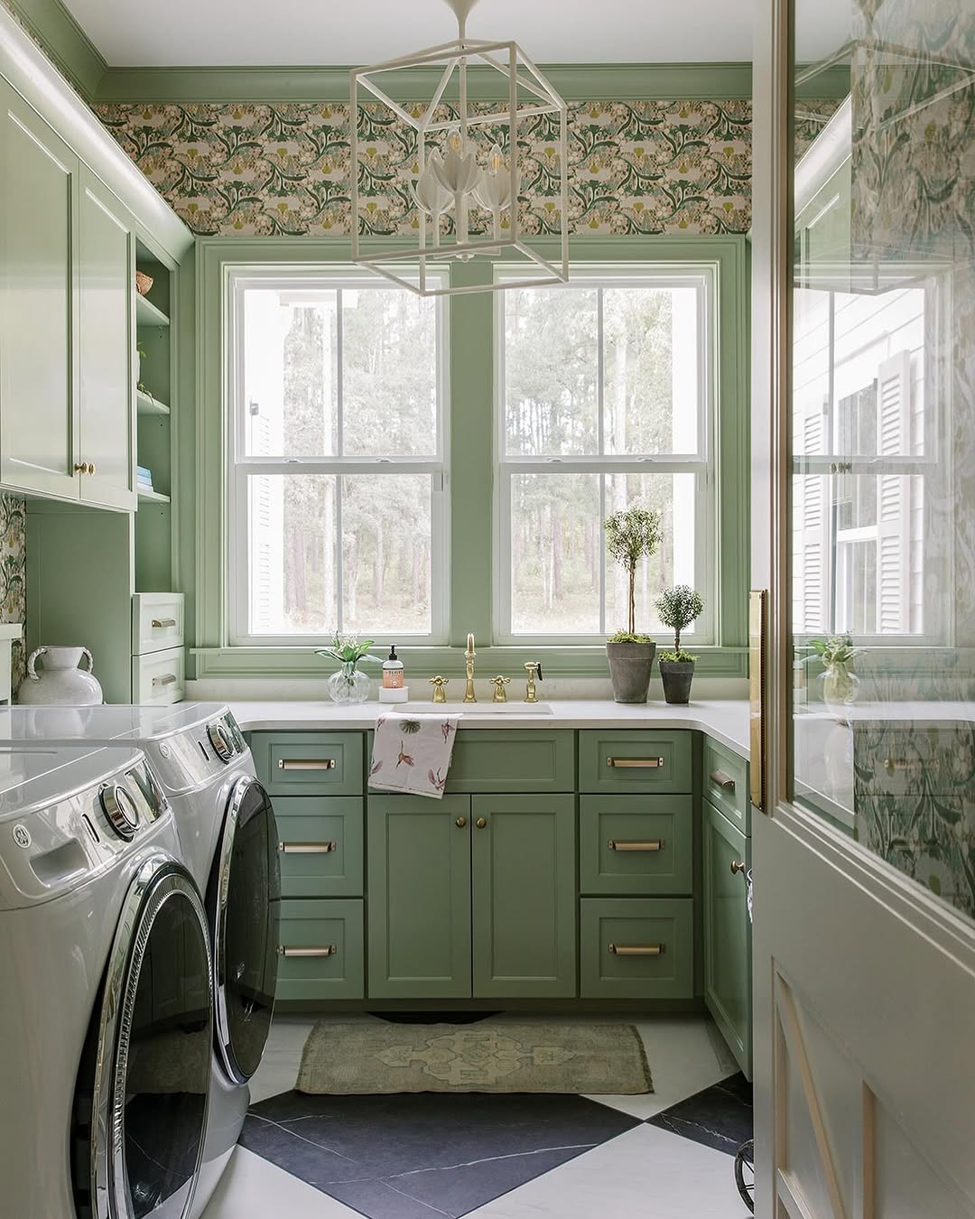 35+ Stylish Laundry Room Vanity Ideas to Maximize Space & Function