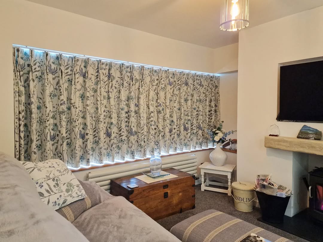 25+ Beautiful Living Room Curtain Ideas for Every Home