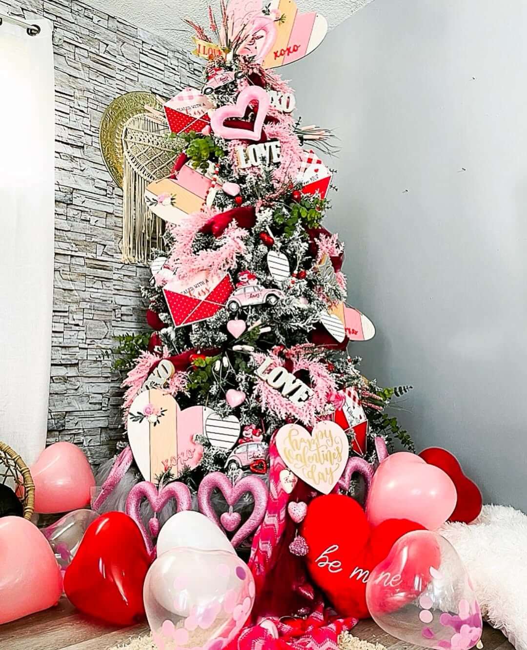 29+ Valentine's Tree Ideas to Spread Love and Cheer