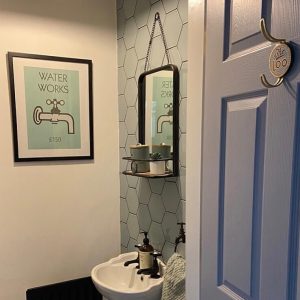 33+ Stylish Bathroom Decor Signs to Elevate Your Space