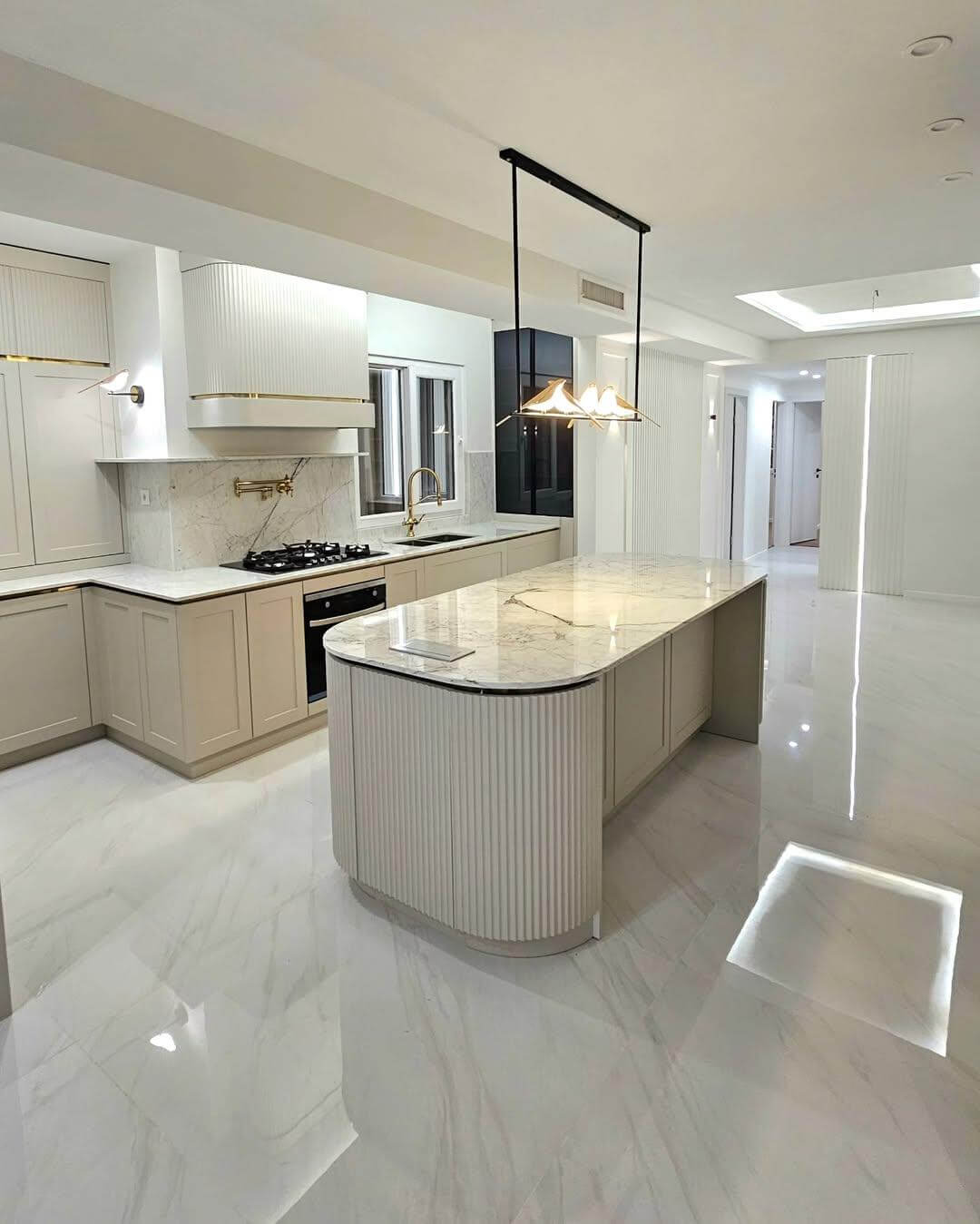 27 Stunning Kitchen Ceiling Ideas to Elevate Your Space - Evinco Design
