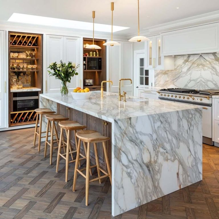 Stylish Breakfast Bar Ideas to Elevate Your Kitchen