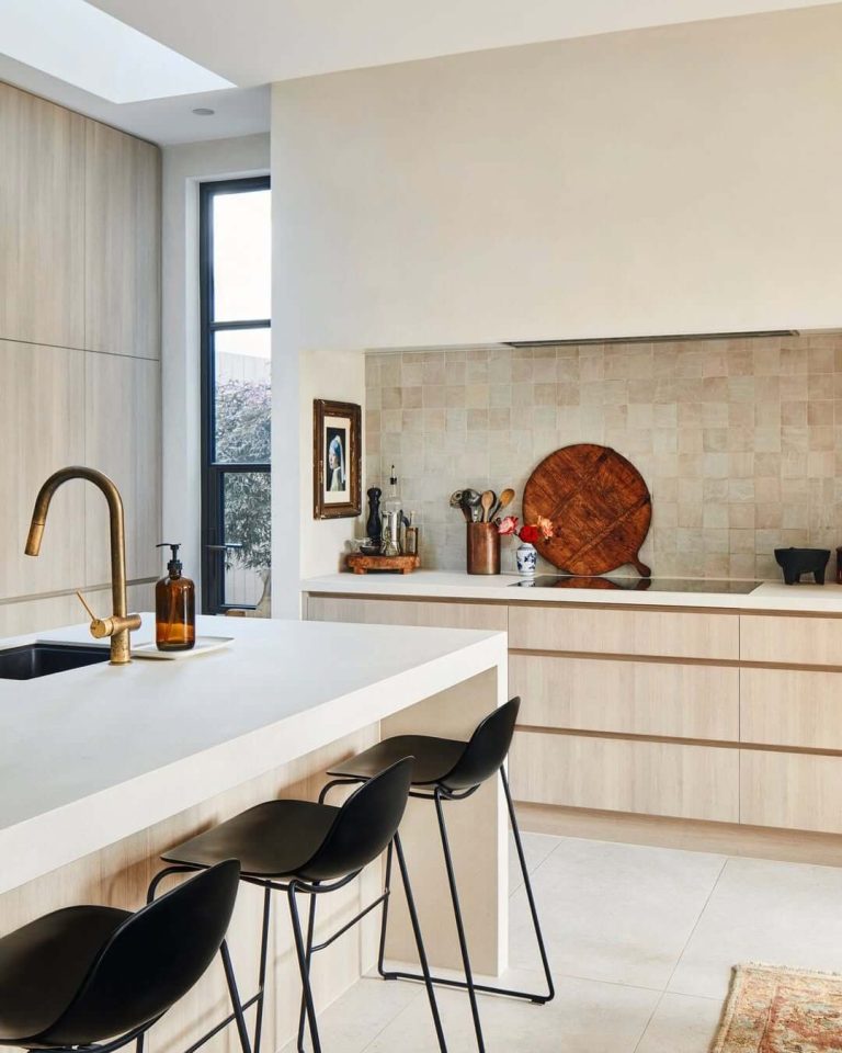 Stylish Breakfast Bar Ideas to Elevate Your Kitchen