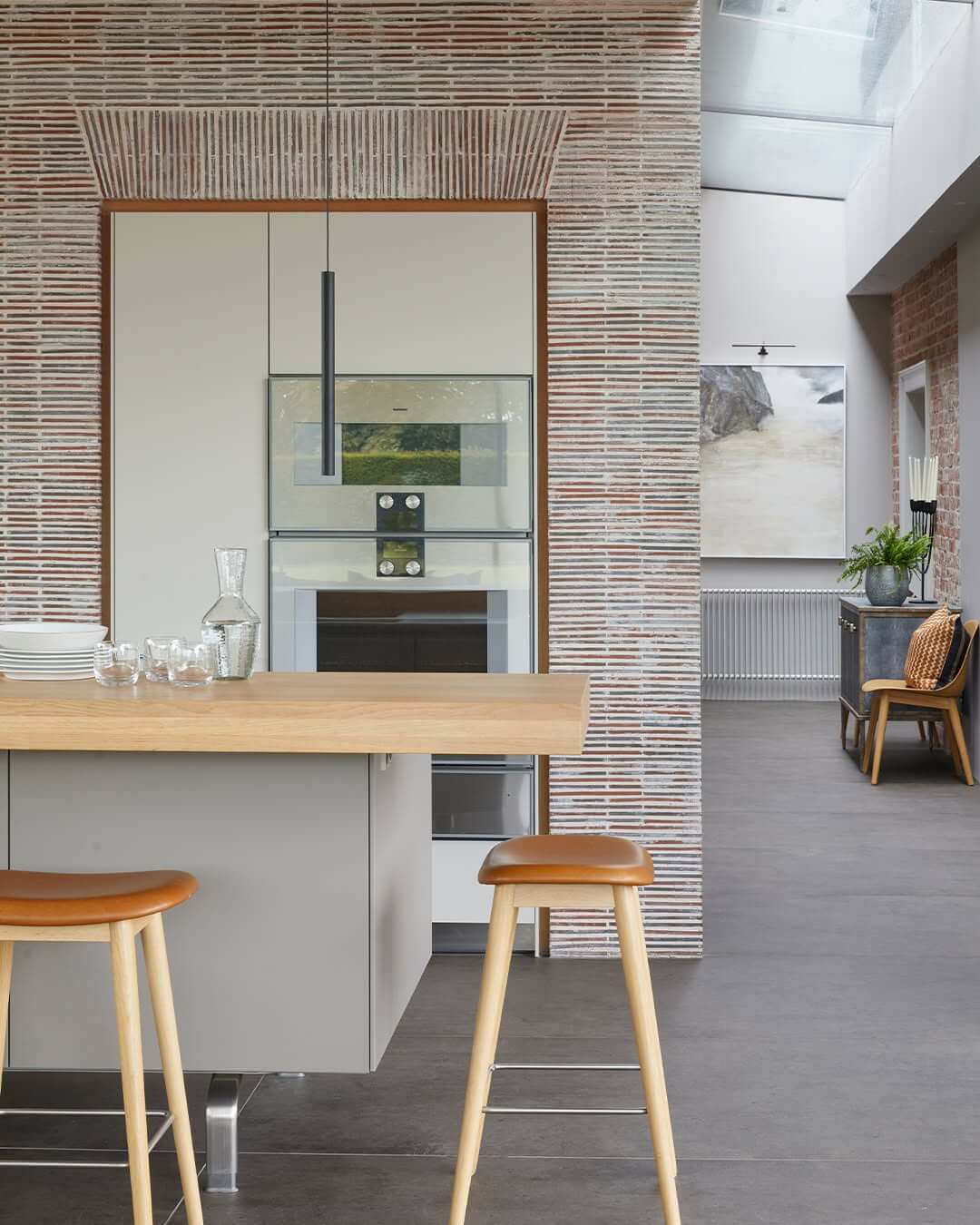 41+ Stylish Breakfast Bar Ideas to Elevate Your Kitchen - Evinco Design